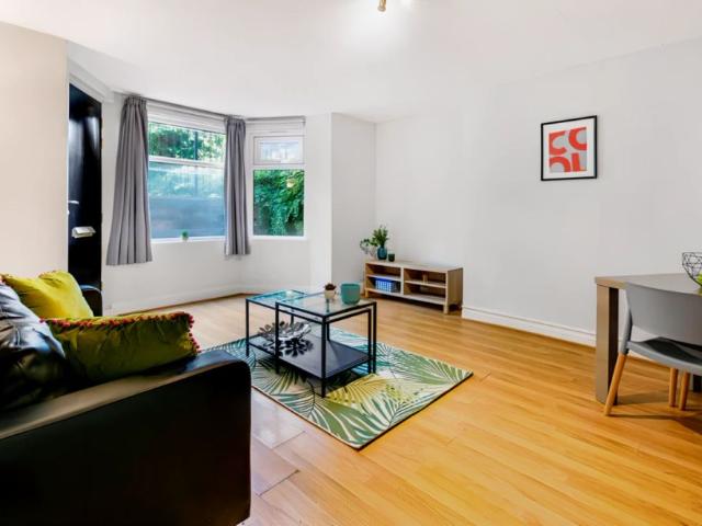 2 Bed 1 Bath