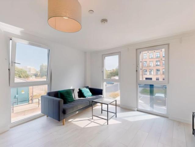 2 Bed 1 Bath