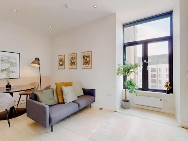 2 Bed 1 Bath
