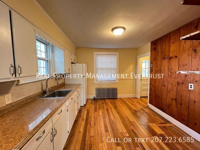 2 Bed | 1 Bath | 885 SF | Single Family Home