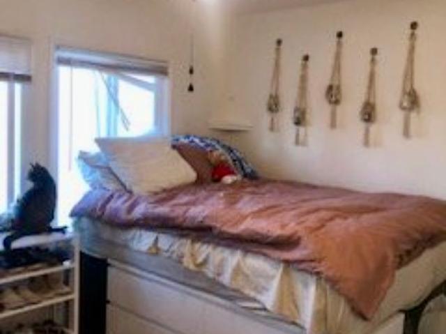 2 Bed 1 Bath College Area Apartment