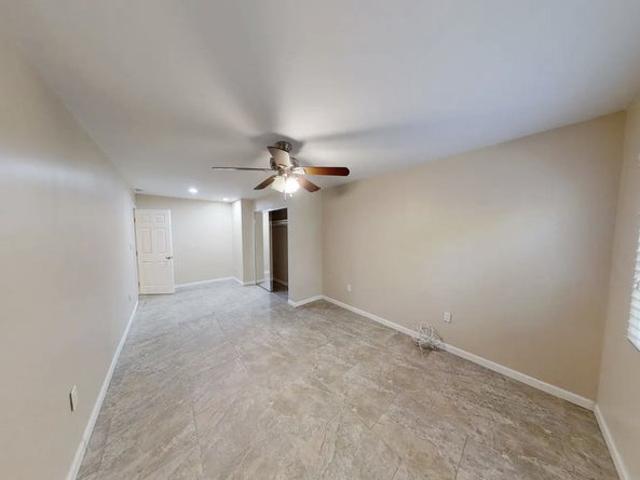 2 bed 1 bath for rent