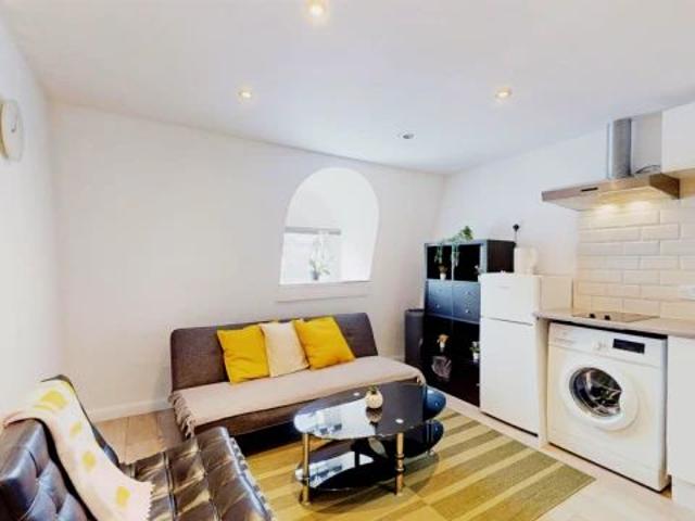 2 Bed 1 Bath, Flat 4, 26 28