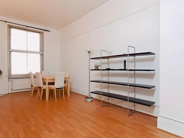 2 Bed 1 Bath, Flat C, 185