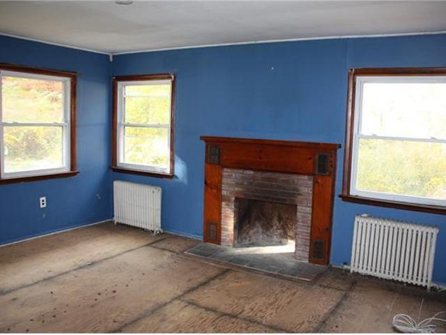 2 Bed 1 Bath House 4 TULIP RD for sale in Brewster, New York