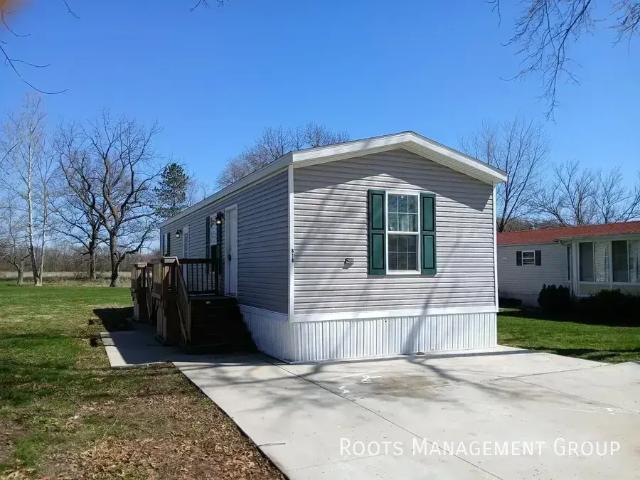 2 Bed 1 Bath Home Available for Lease at Carriage Lane Estates Apply Now!