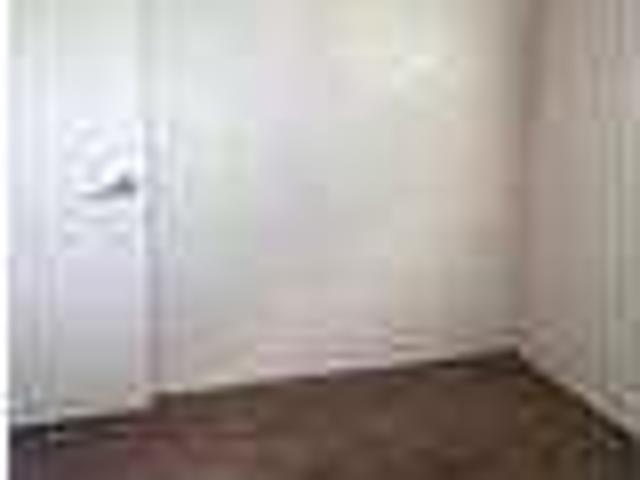 2 bed, 1 bath, safe neighborhood