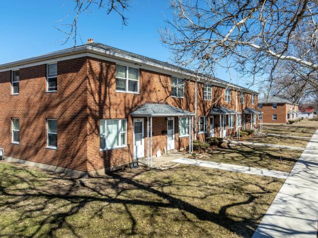 2 Bed / 1 Bath Townhome at Eagle Point Townhomes