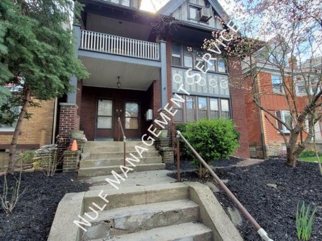 2 Bed, 1 Bath unit in Bloomfield