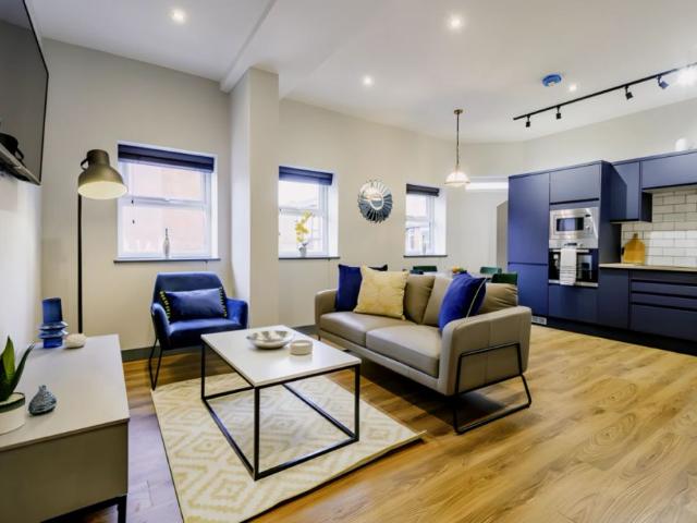 2 Bed 2 Bath