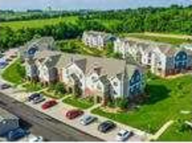 2 Bed 2 Bath $1364 Per Mo