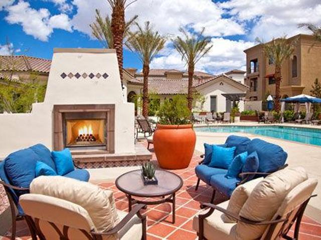 2 bed 2 bath, $1370.00 in Spring Valley