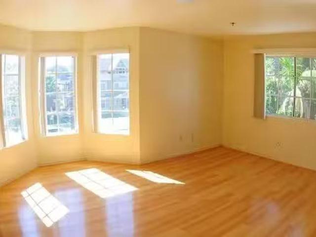 2 Bed 2 Bath