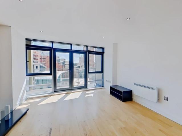 2 Bed 2 Bath