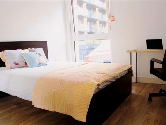 2 Bed / 2 Bath