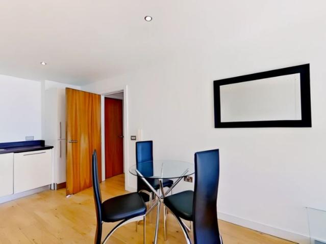2 Bed 2 Bath