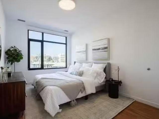 2 Bed 2 Bath