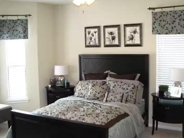 2 Bed 2 Bath
