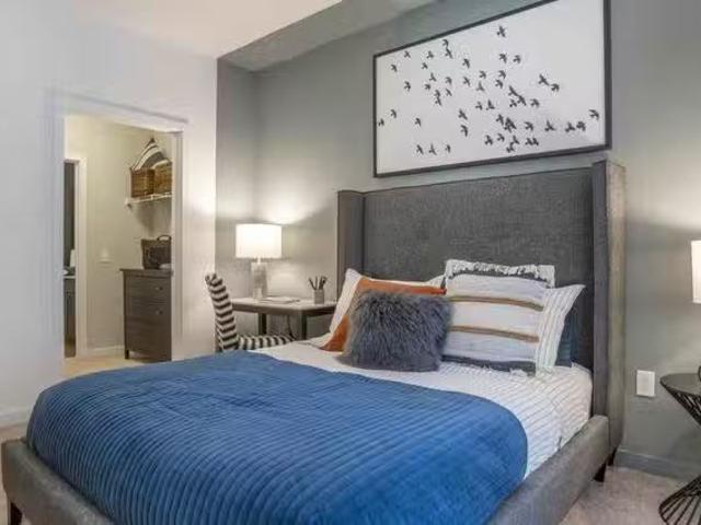 2 Bed 2 Bath