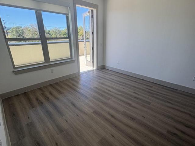 2 BED / 2 BATH 5 MONTH LEASE, $2,000 Incentive
