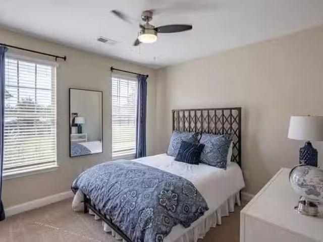 2 Bed 2 Bath