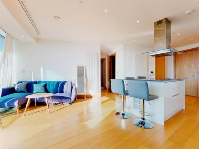 2 Bed / 2 Bath