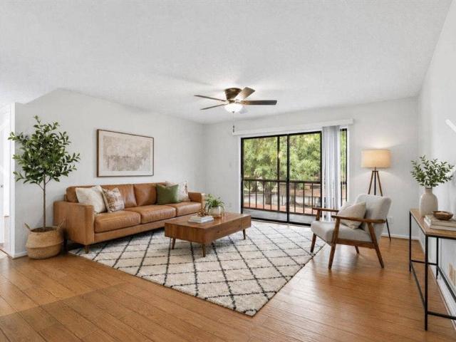 2 Bed 2 Bath