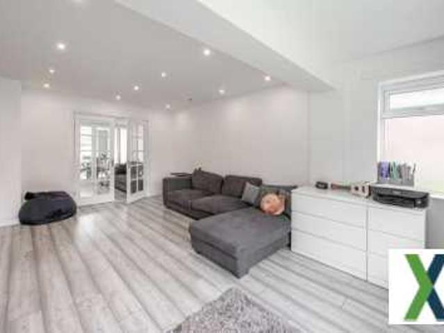 2 bed 2 bath city centre flat