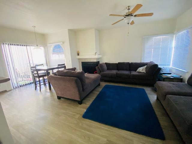 2 bed/ 2 bath apartment Sept 1st Green Valley