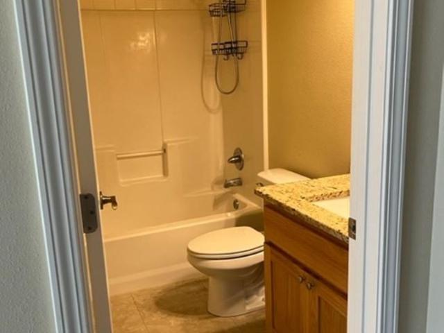2 bed 2 bath Brick Duplex 2 Bedroom Apartment for Rent at Callie Ave, Tahlequah, OK 74464