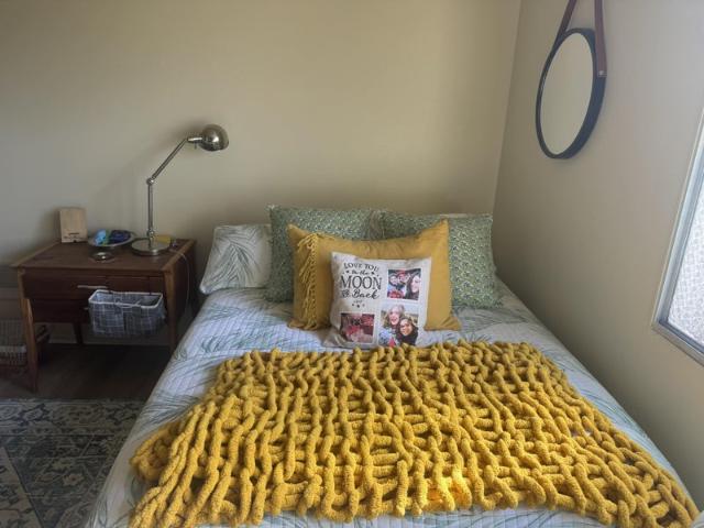 2 bed 2 bath great apt