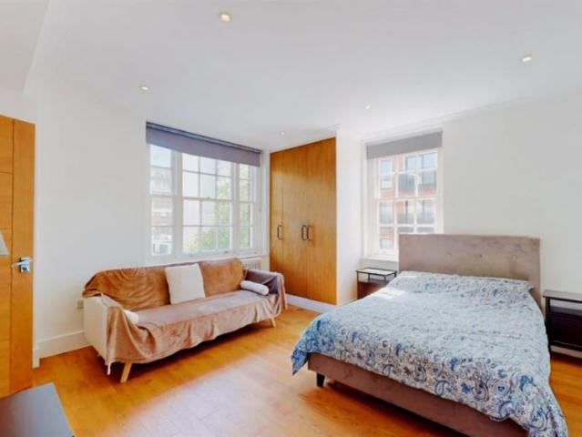 2 Bed 2 Bath, Flat 47, Forset Court
