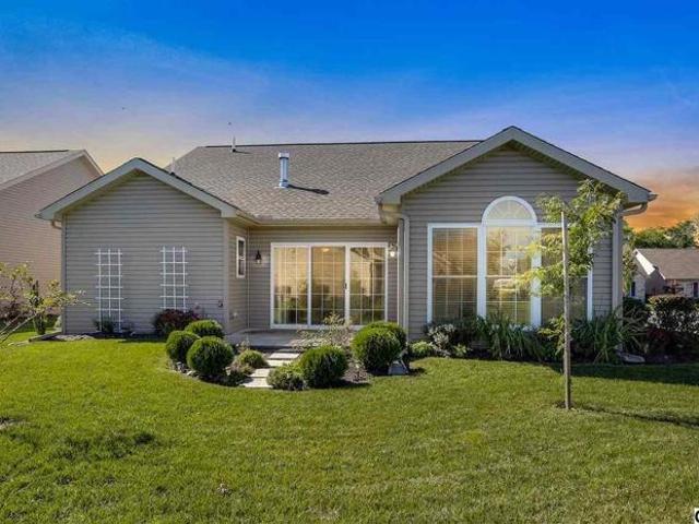 2 Bed 2 Bath House 51 KESWICK DR for sale in Mechanicsburg, Pennsylvania