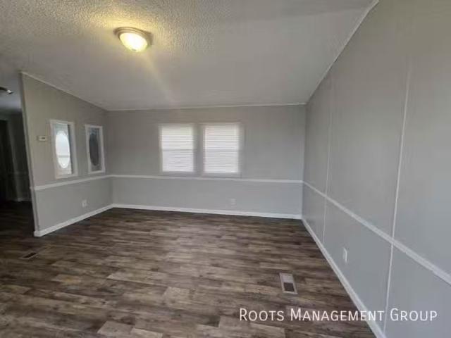 2 Bed 2 Bath Home Available for Lease at Lafayette Park MHP.