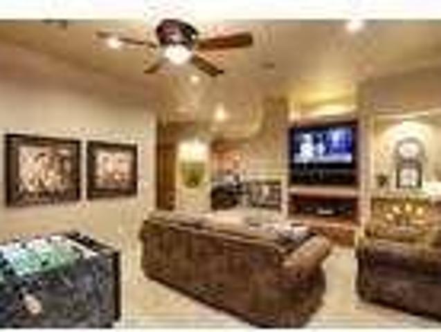 2 bed, 2 baths house in Scottsdale