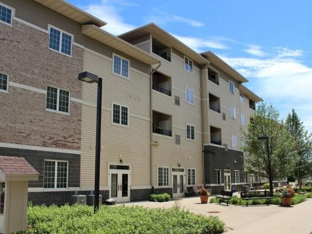 2 Bed / 2.5 Bath Apartment at The Commons of Foxboro