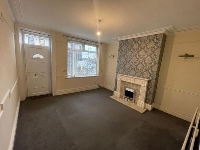 2 bed Terraced To Let