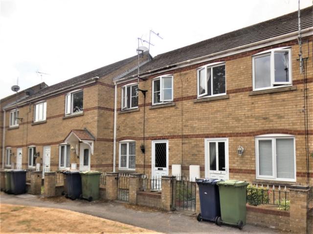 2 bed Terraced To Let