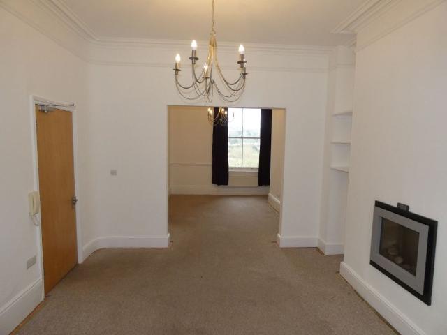 2 bed Terraced To Let