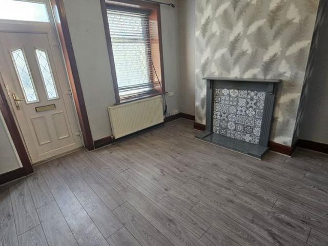 2 bed Terraced To Let