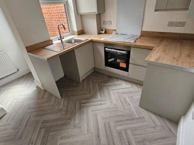 2 bed Terraced To Let