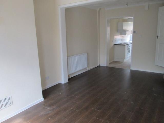 2 bed Terraced To Let