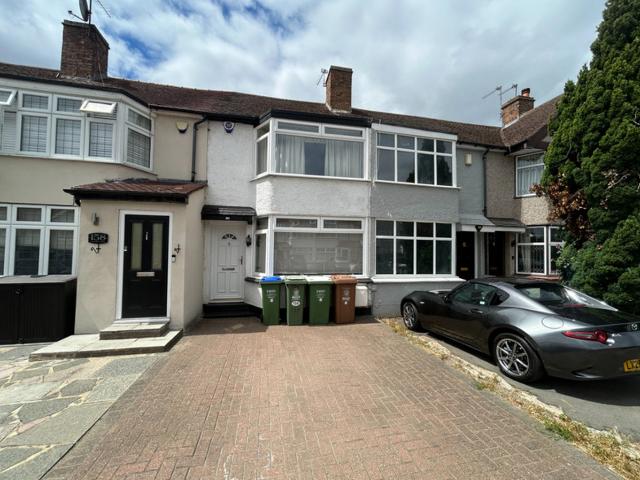 2 bed Terraced House To Let