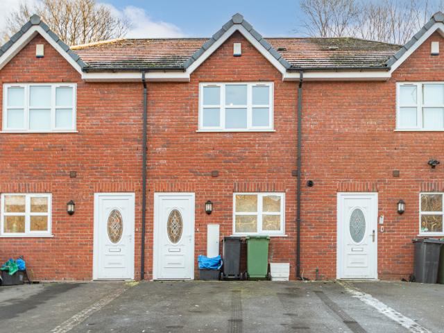 2 bed terraced house to rent in Belle Vale, Halesowen, B63