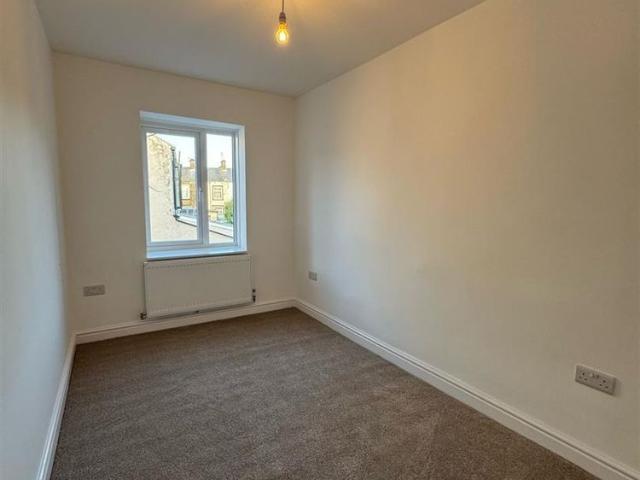 2 bed terraced house to rent in Cardwell Street, Padiham, BB12