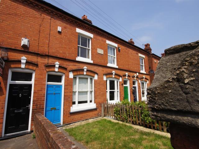 2 bed terraced house to rent in Chandos Avenue, Birmingham, B13