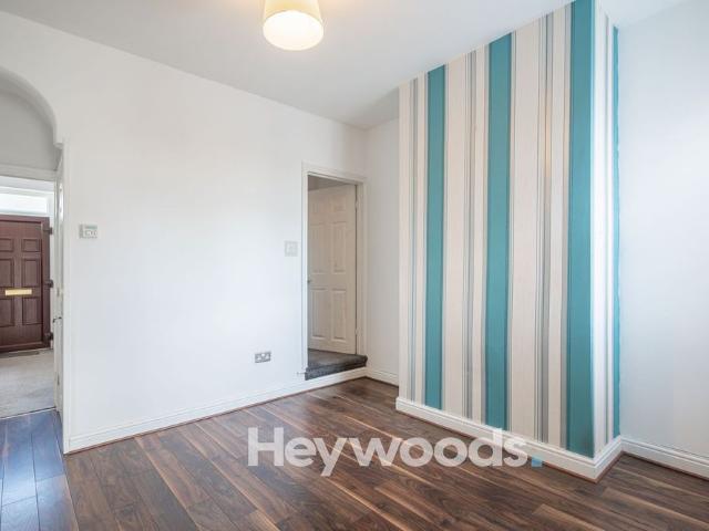 2 bed terraced house to rent in Dimsdale View East, Newcastle under Lyme