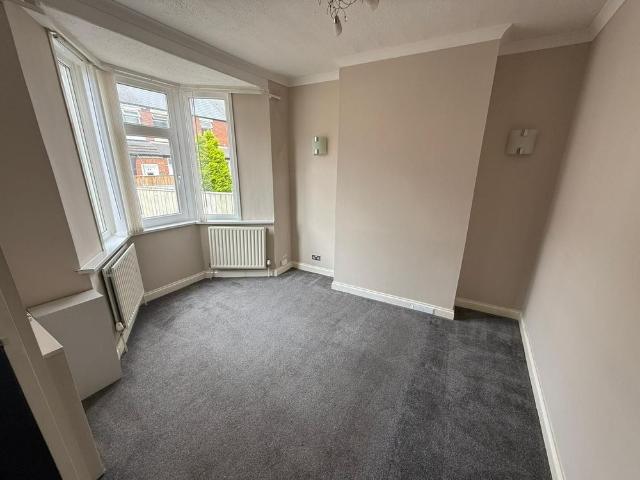 2 bed terraced house to rent in Fowler Gardens, Gateshead