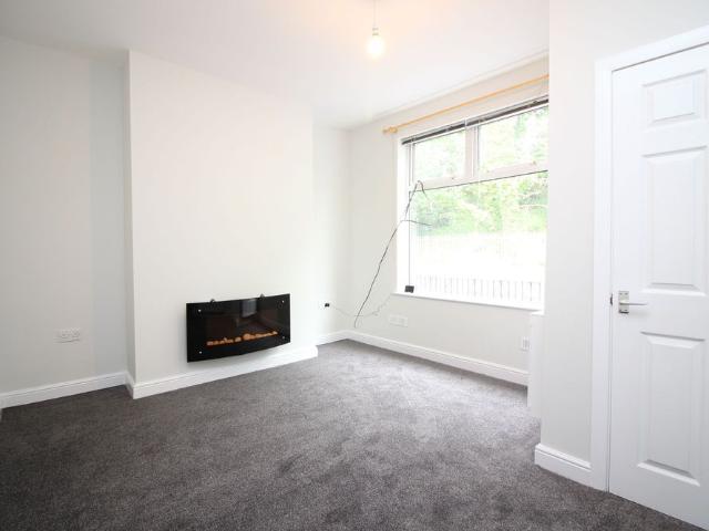 2 bed terraced house to rent in Park Road, Manchester, M28