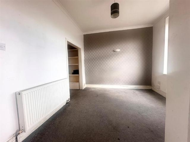 2 bed terraced house to rent in Peart Street, Burnley, BB10